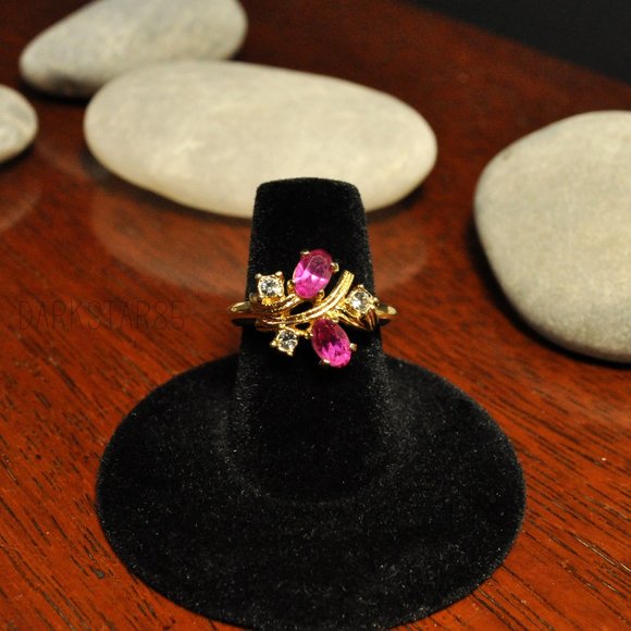 Avon | Jewelry | Vintage Avon Gold Tone Ring With Pink And Clear ...